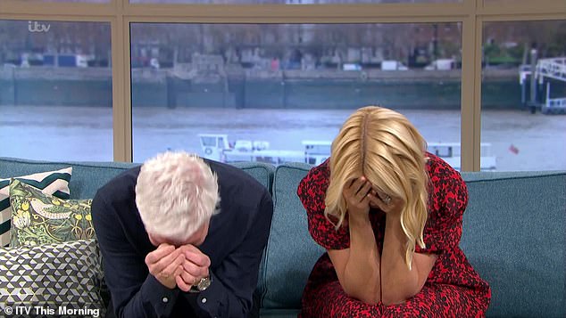 Philip And Holly At It Again After Last Night's Awards - Oxygen.ie