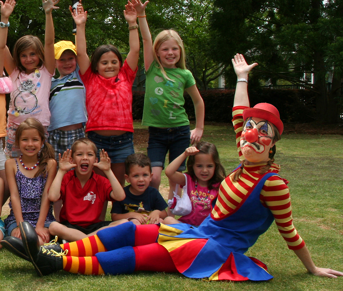 Town On High Alert As Local Clowns Report Several Human Sightings ...