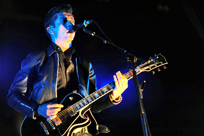 Here's Why Arctic Monkeys Fans Are Loving This Weekend's Storm - Oxygen.ie